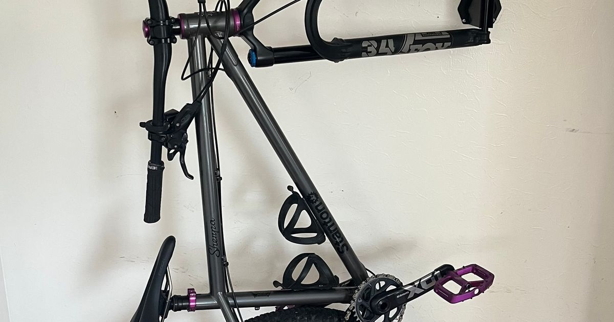 Bike - Wall Mount for Thru-axle bikes by bjamdesign | Download free STL ...