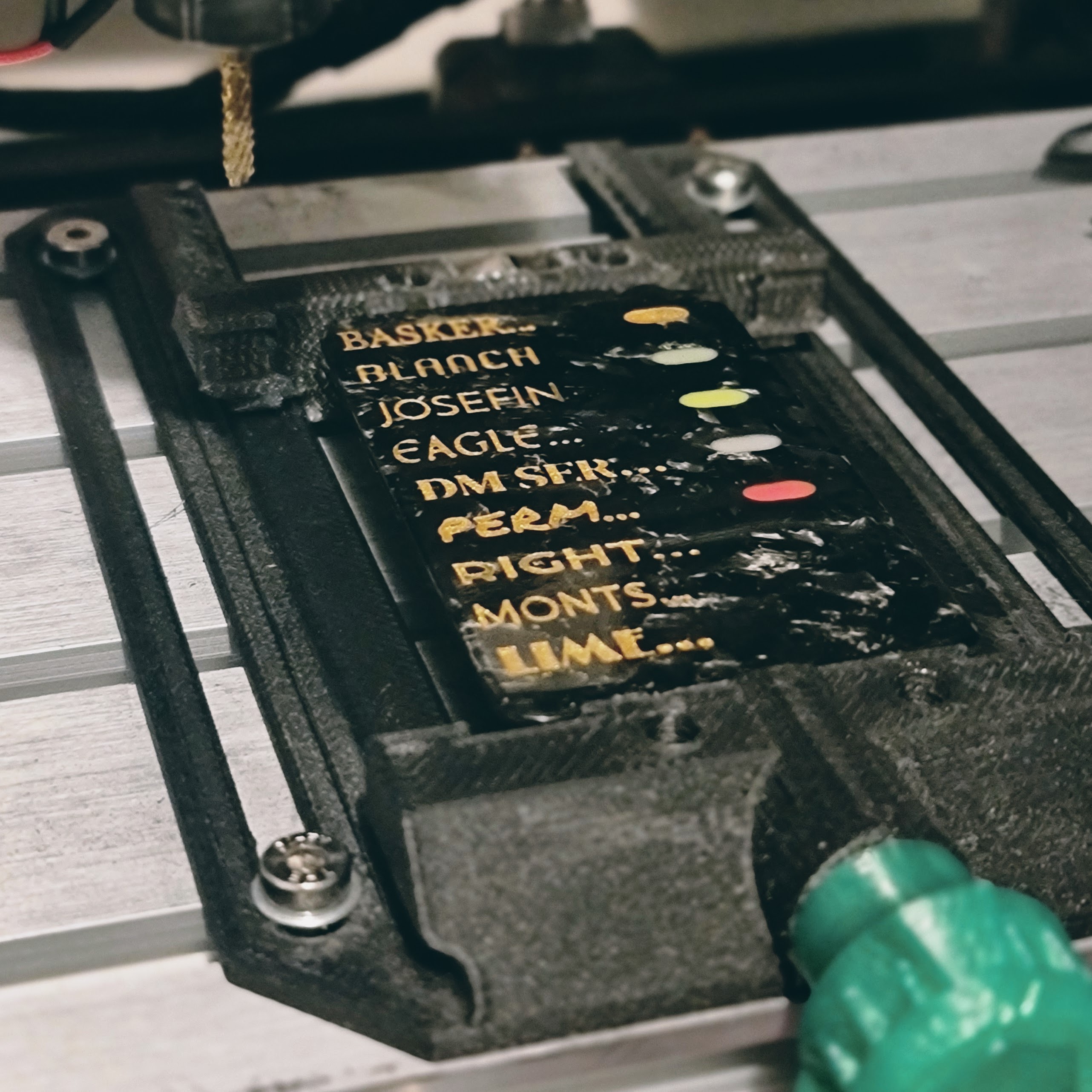 Low profile vice for 3018 CNC by Logr47 | Download free STL model ...