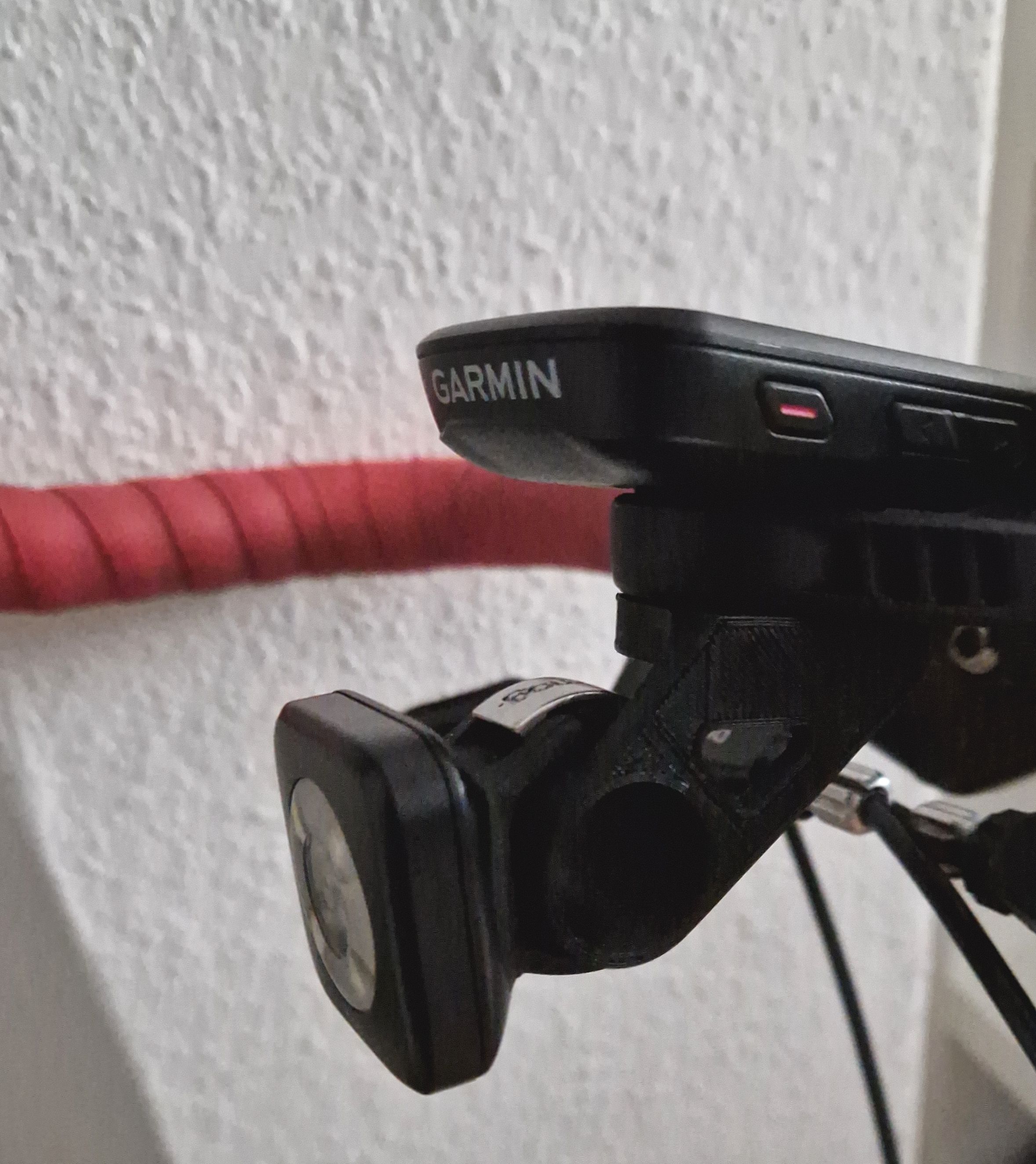 Garmin adapter for bike lights by Two One | Download free STL model ...