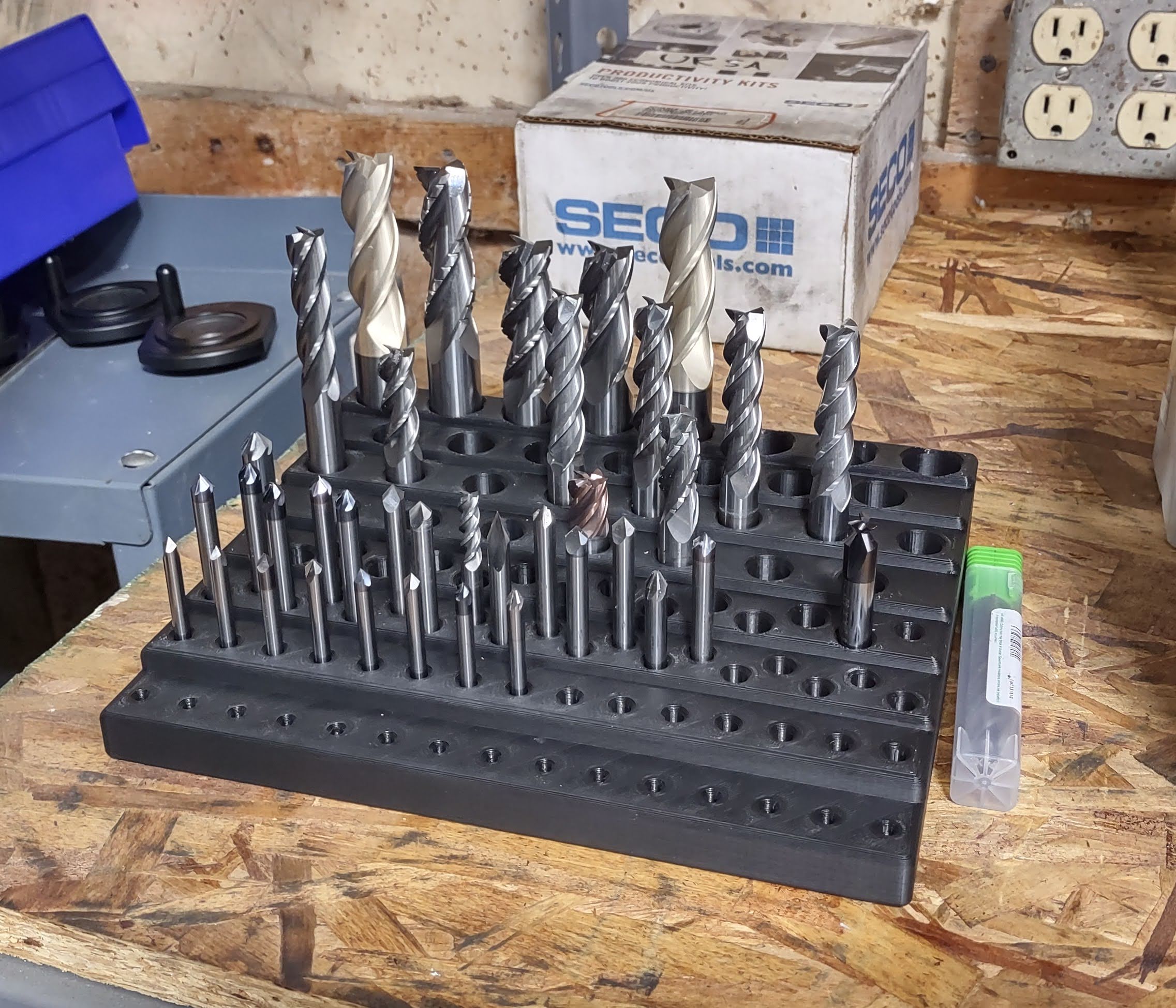 Endmill Storage Rack por Bender is Great | Descargar modelo STL ...