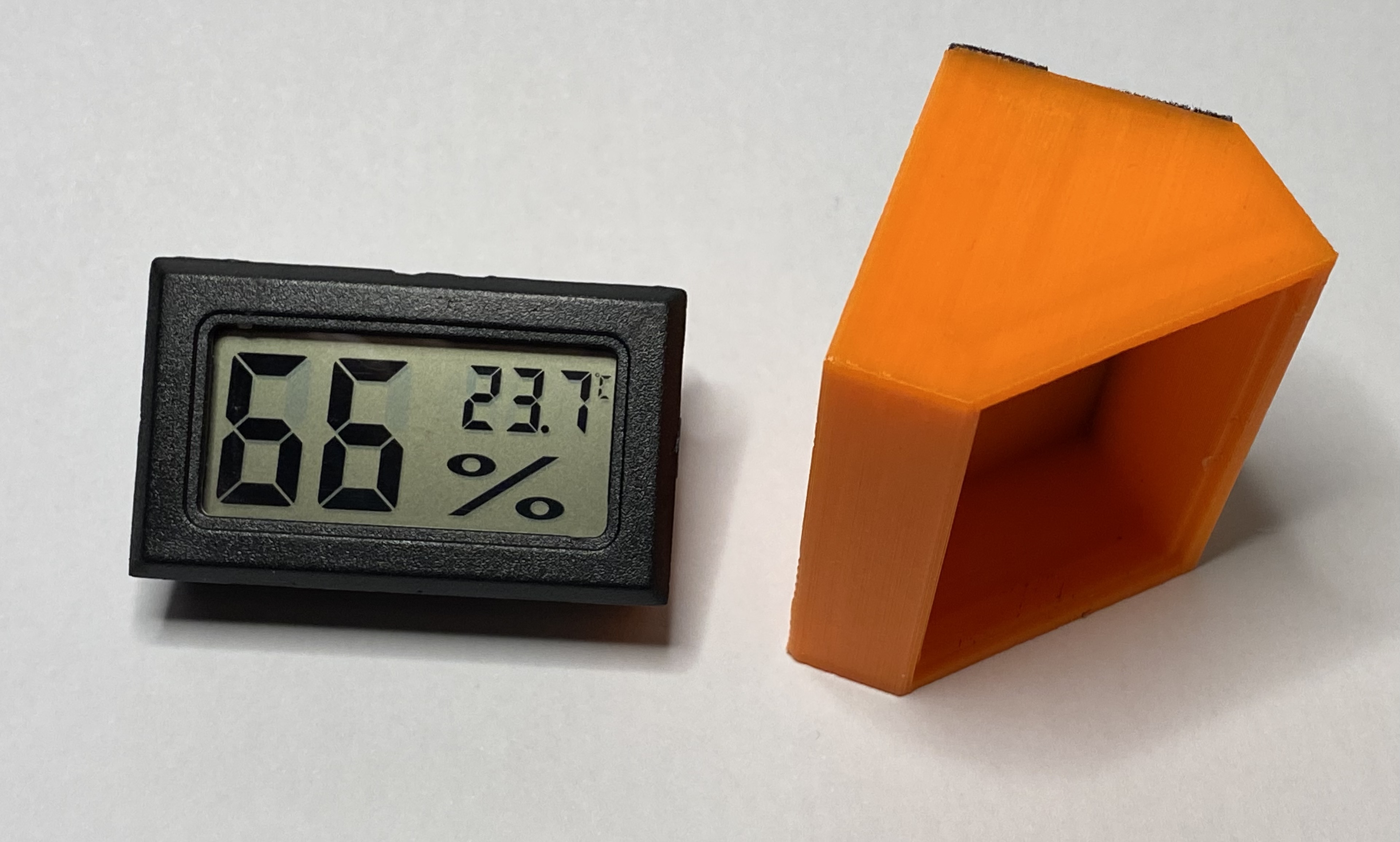 Enclosure for Temperature and Humidity Measure by Tritschi | Download ...