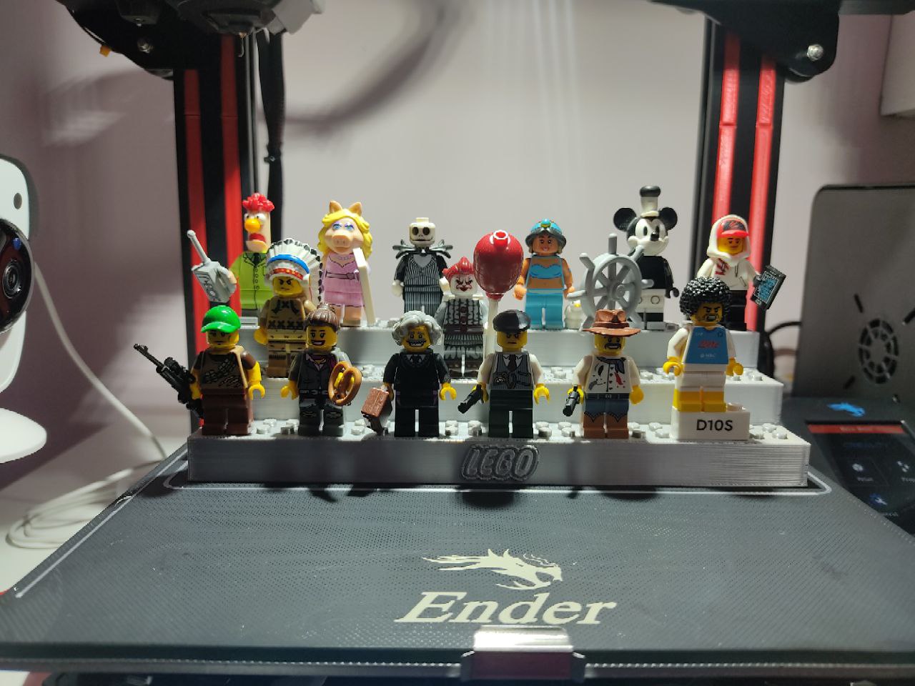 Lego Minifigures Stand by _havana9 | Download free STL model ...