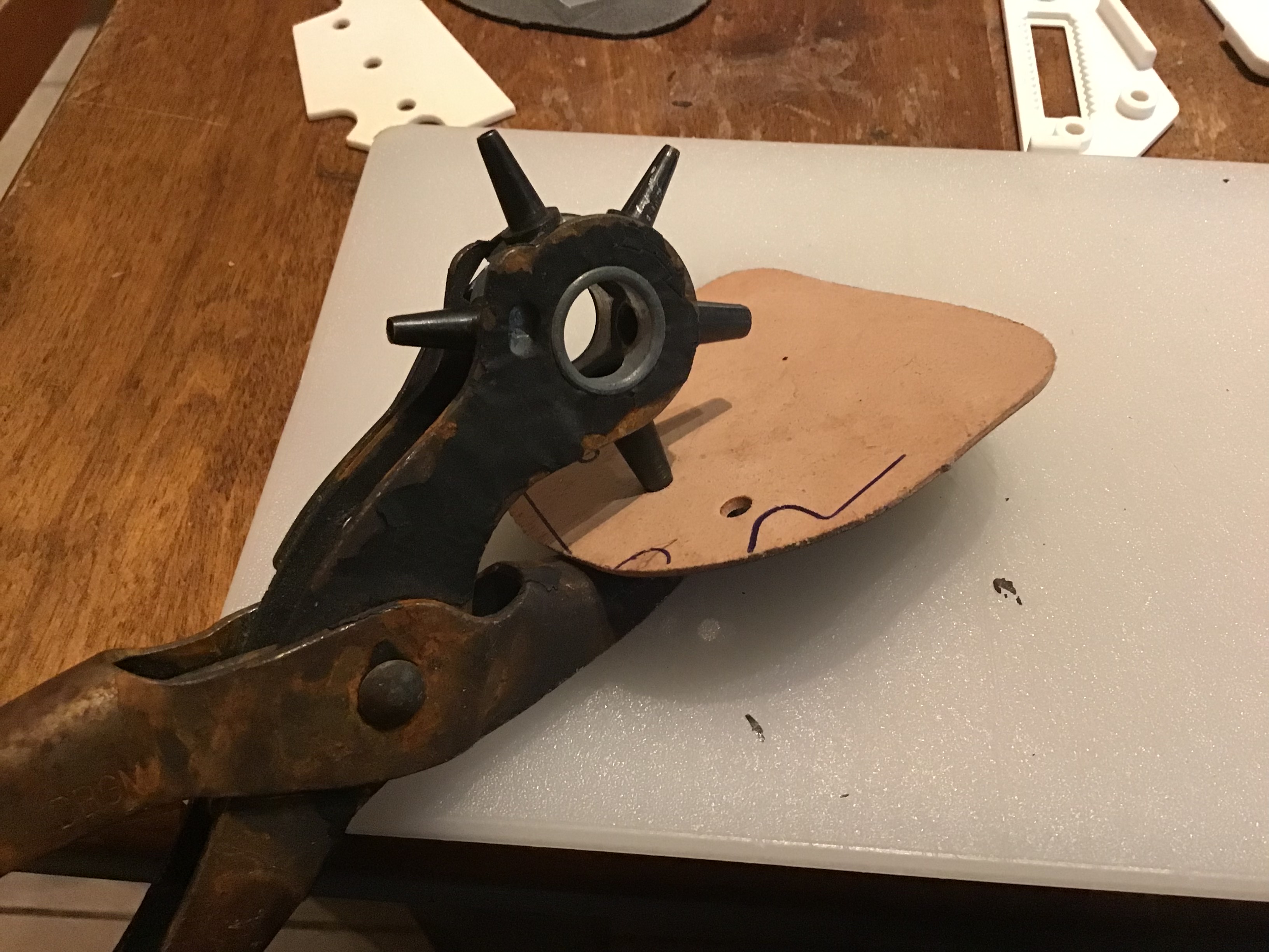 Barebow tab (Fairweather-inspired design) by ludodg | Download free STL ...