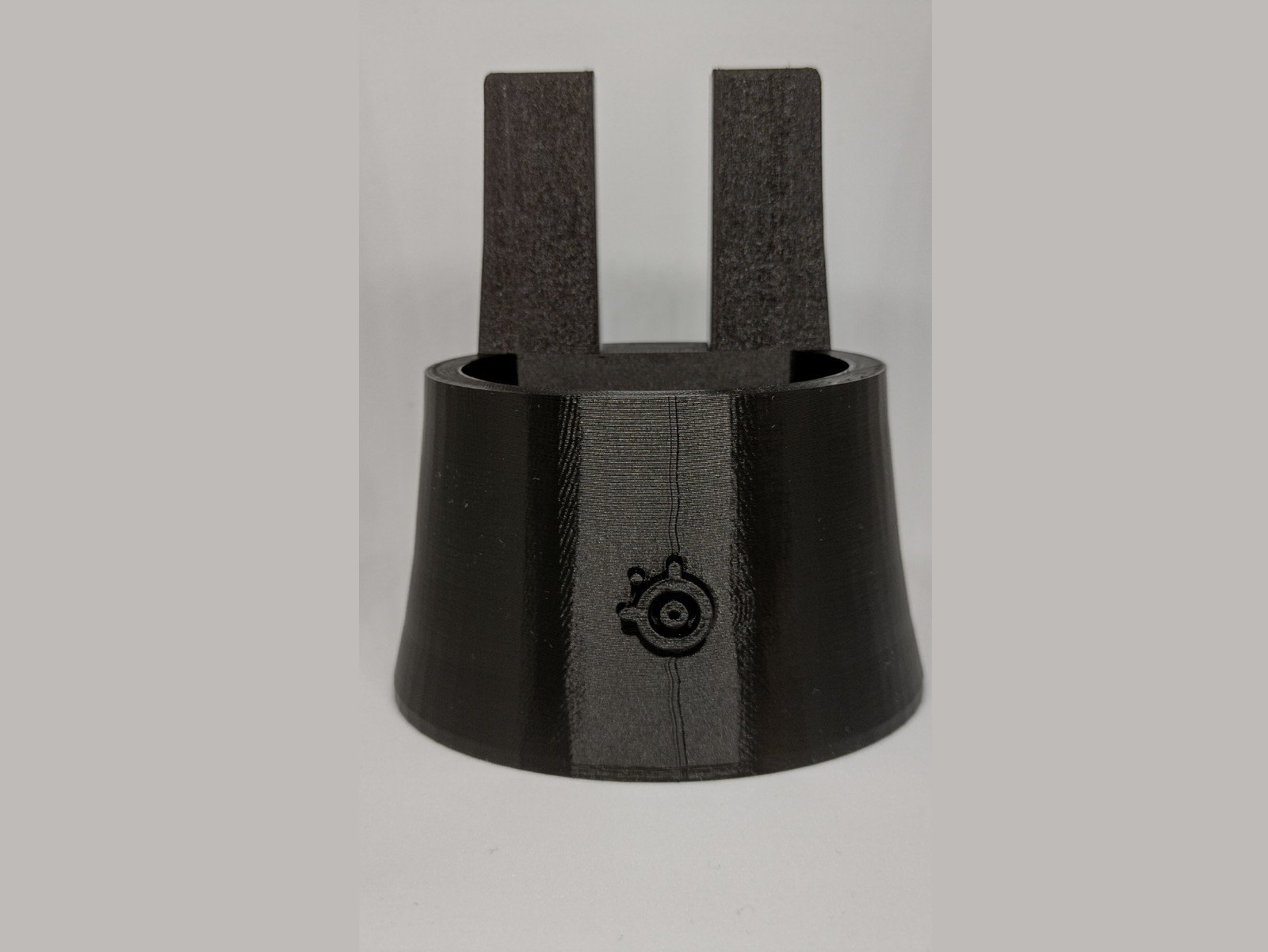 SteelSeries mouse stand by Lucas Design | Download free STL model ...