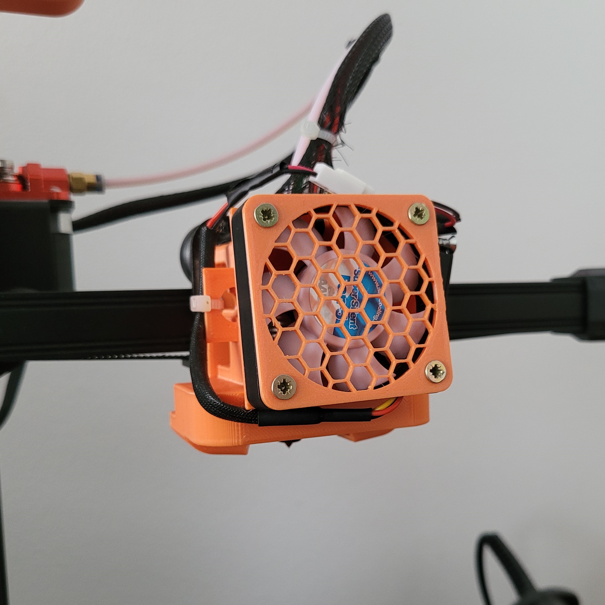 Ender 2 Pro Mini Satsana 50mm heatsink fan mod von slightlysneakyseal ...