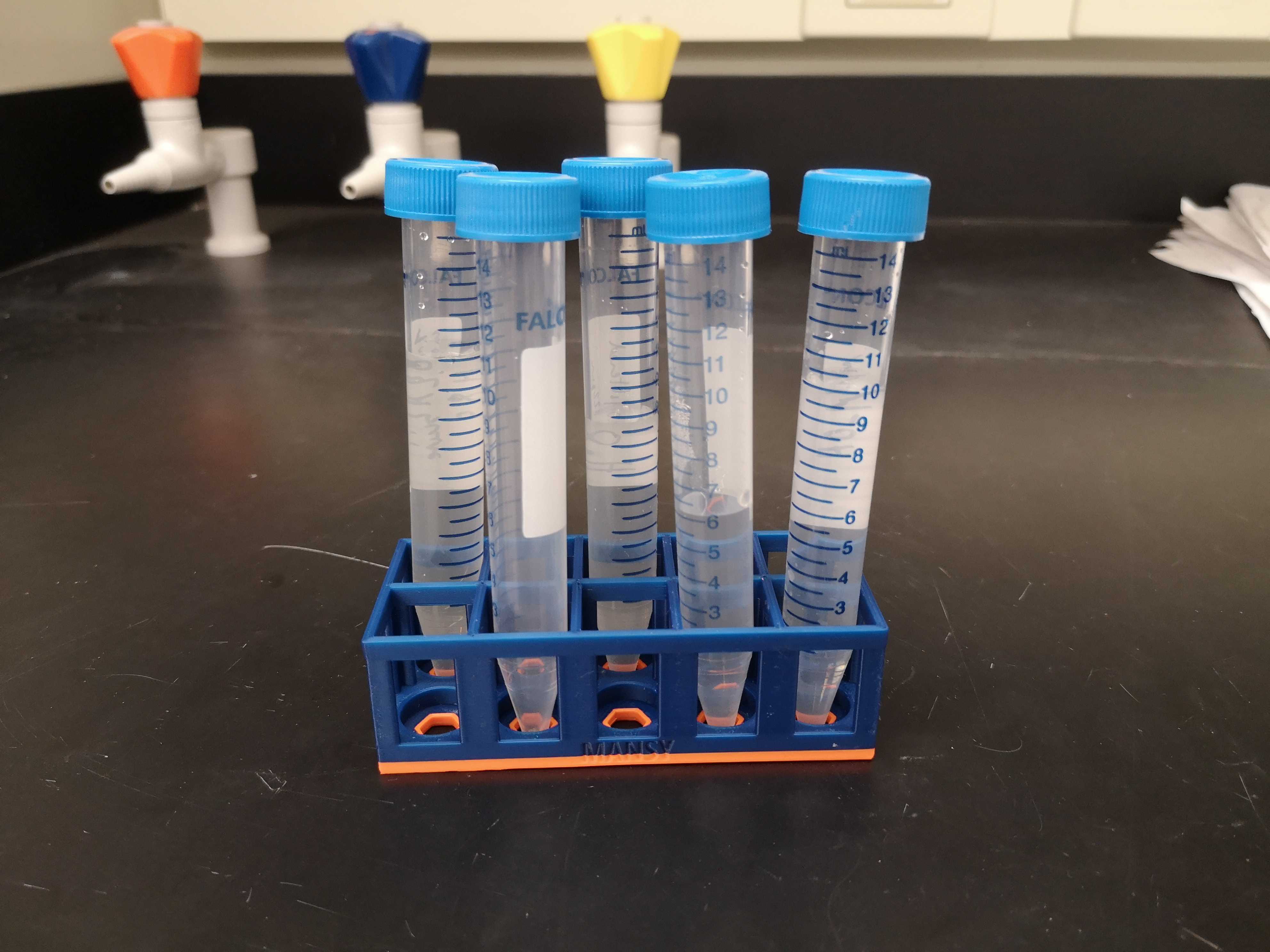 Holder for 1 dram vials, 5 mL tubes and 15 mL falcon tubes por Serge ...