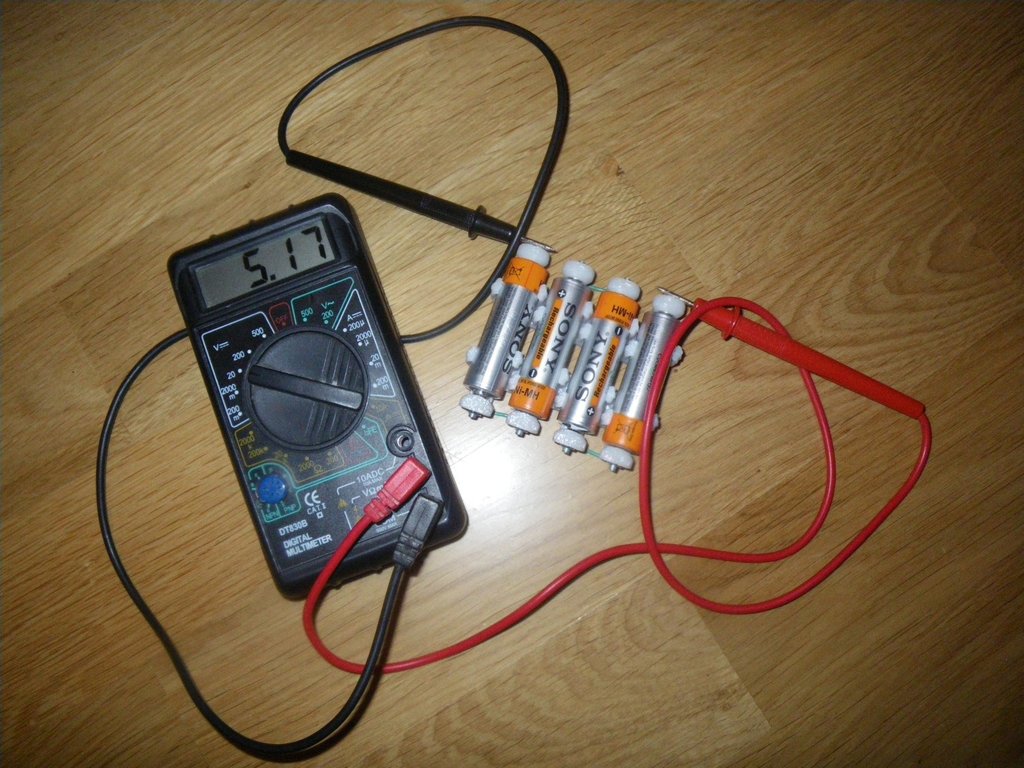 Battery holders for AA and AAA types by devlab | Download free STL ...