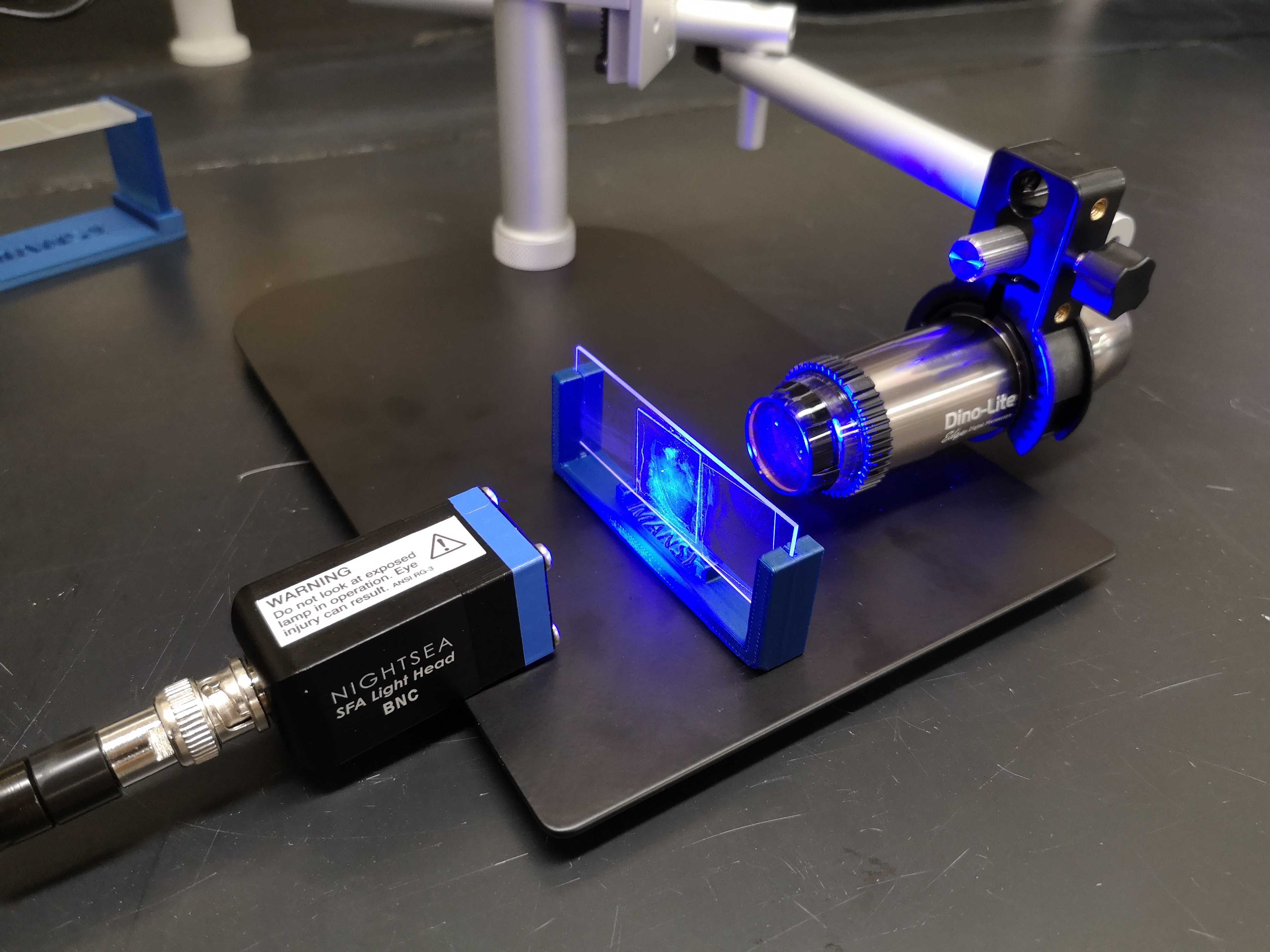 Microscopy slide holder by Serge Nader | Download free STL model ...