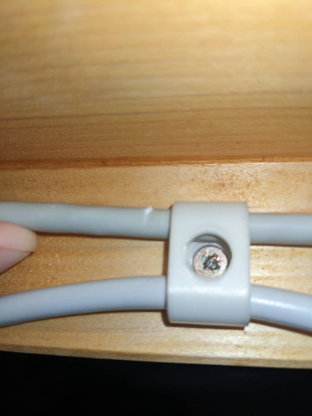 Cable Clip by Loewekordel | Download free STL model | Printables.com