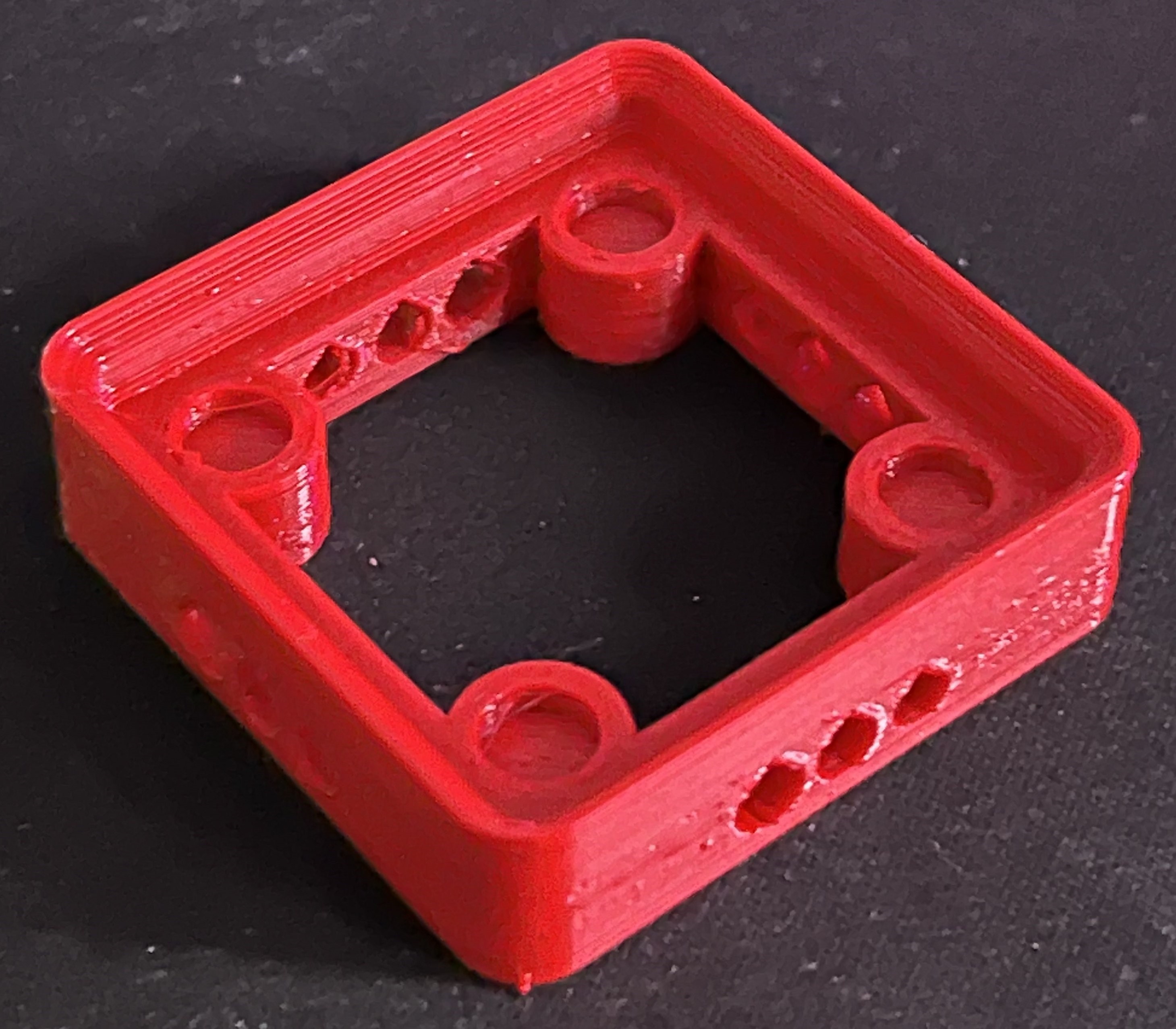 Gridfinity Screw Together baseplate Remix (No bottom Screw holes ...