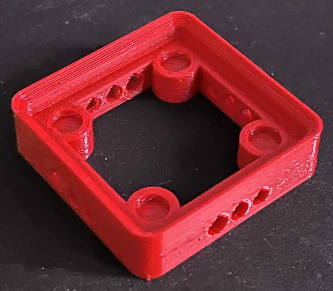 Gridfinity Screw Together baseplate Remix (No bottom Screw holes ...