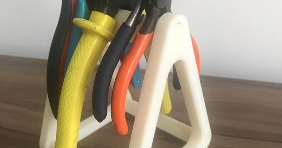 Plier Holder by Marcelo Silva | Download free STL model | Printables.com