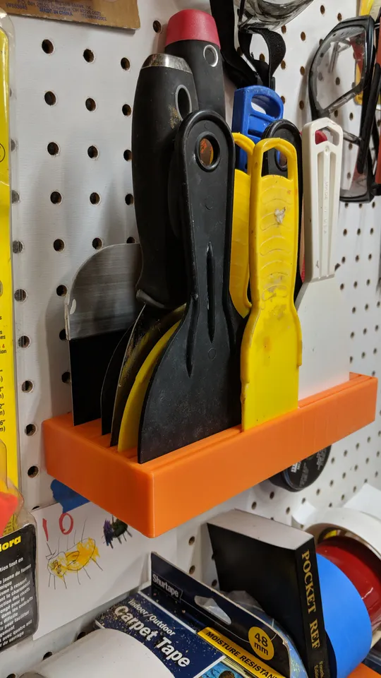Putty Knife Holder for Pegboard by huberjer | Download free STL model ...