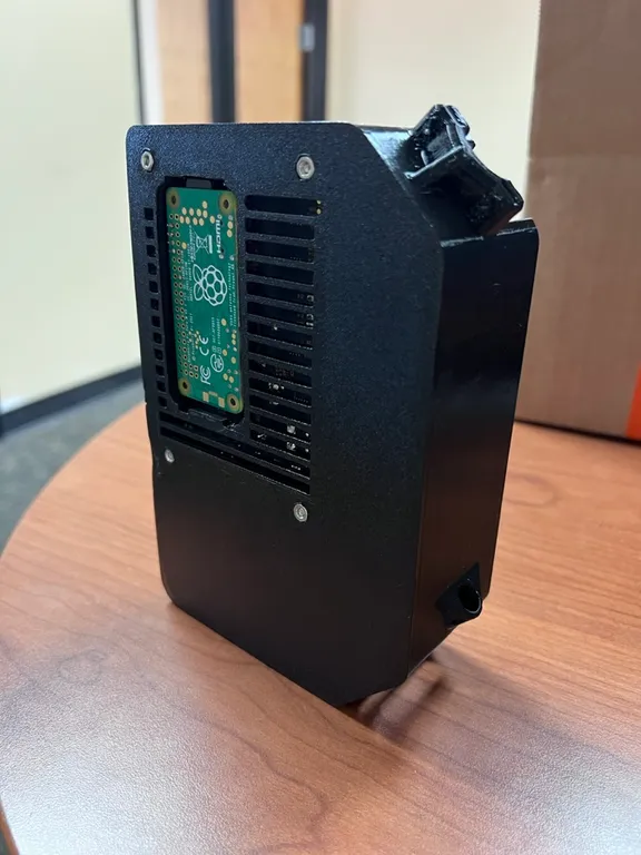 Big Einsy case + RPI Zero Cutout by Mattlukc | Download free STL model ...