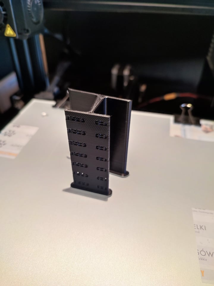 Very simple laptop stand (riser) by Print Me Maybe | Download free STL ...