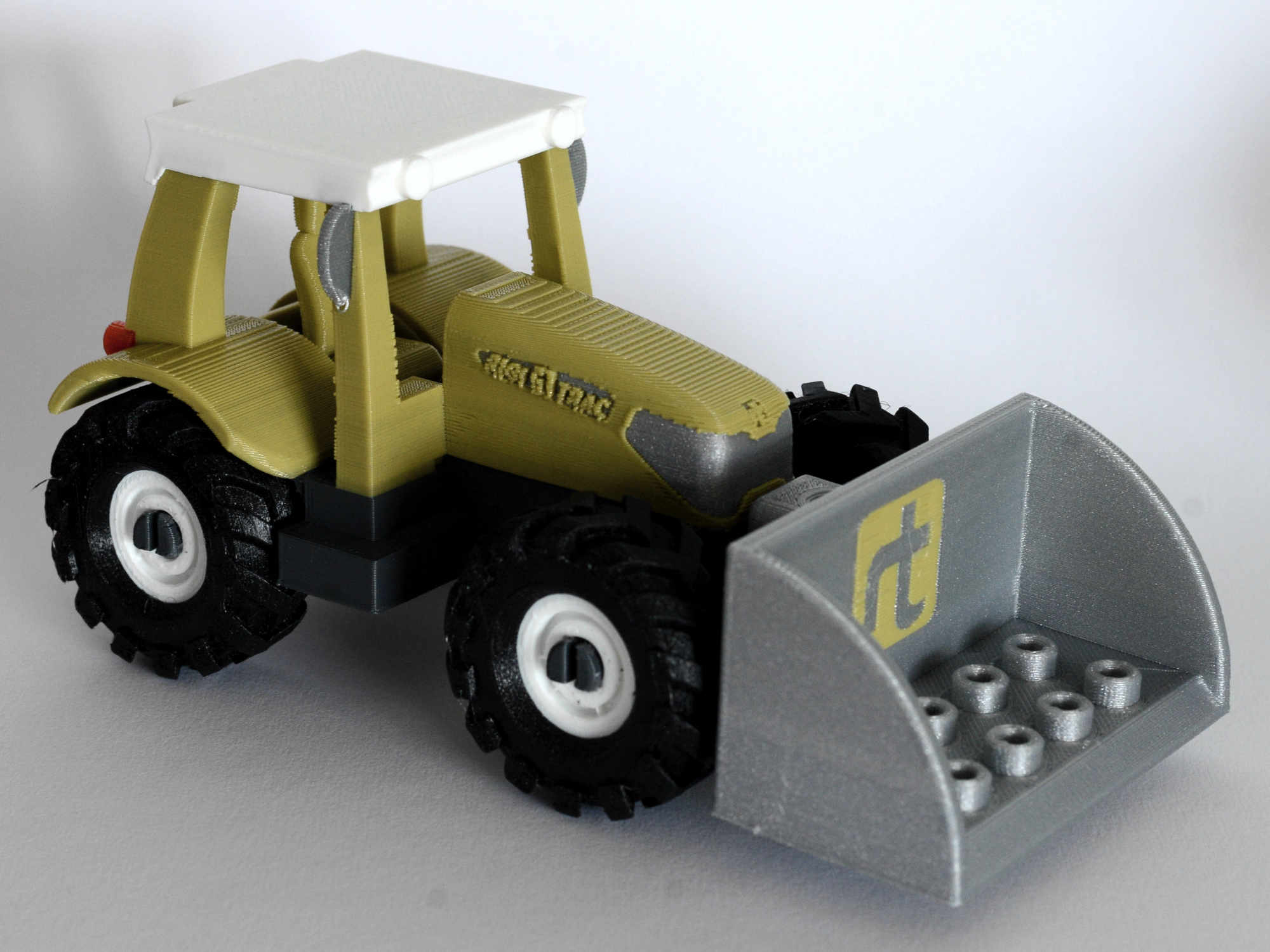 Tractor (Multi-Color) by Traktor | Download free STL model | Printables.com