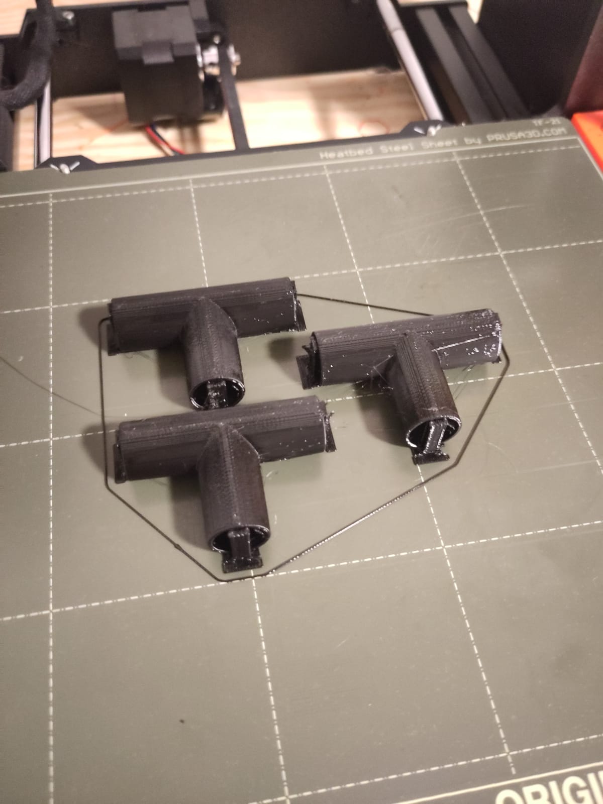 T-Section 14Ø mm diameter Hole by Heleplanchiste | Download free STL ...