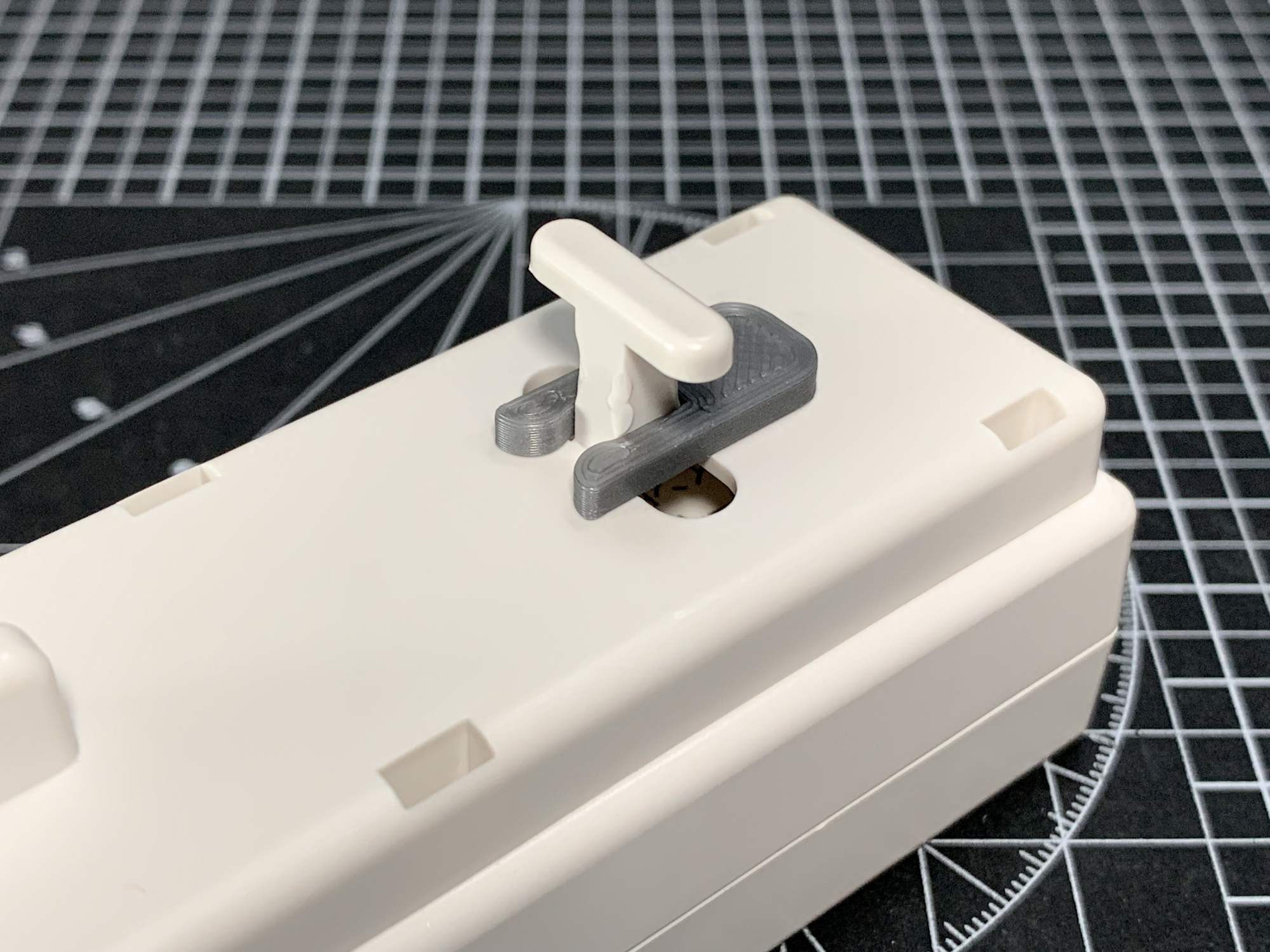 MUJI Joint Tap Holder & Spacer for MUJI Unit Shelf by aronoiro ...