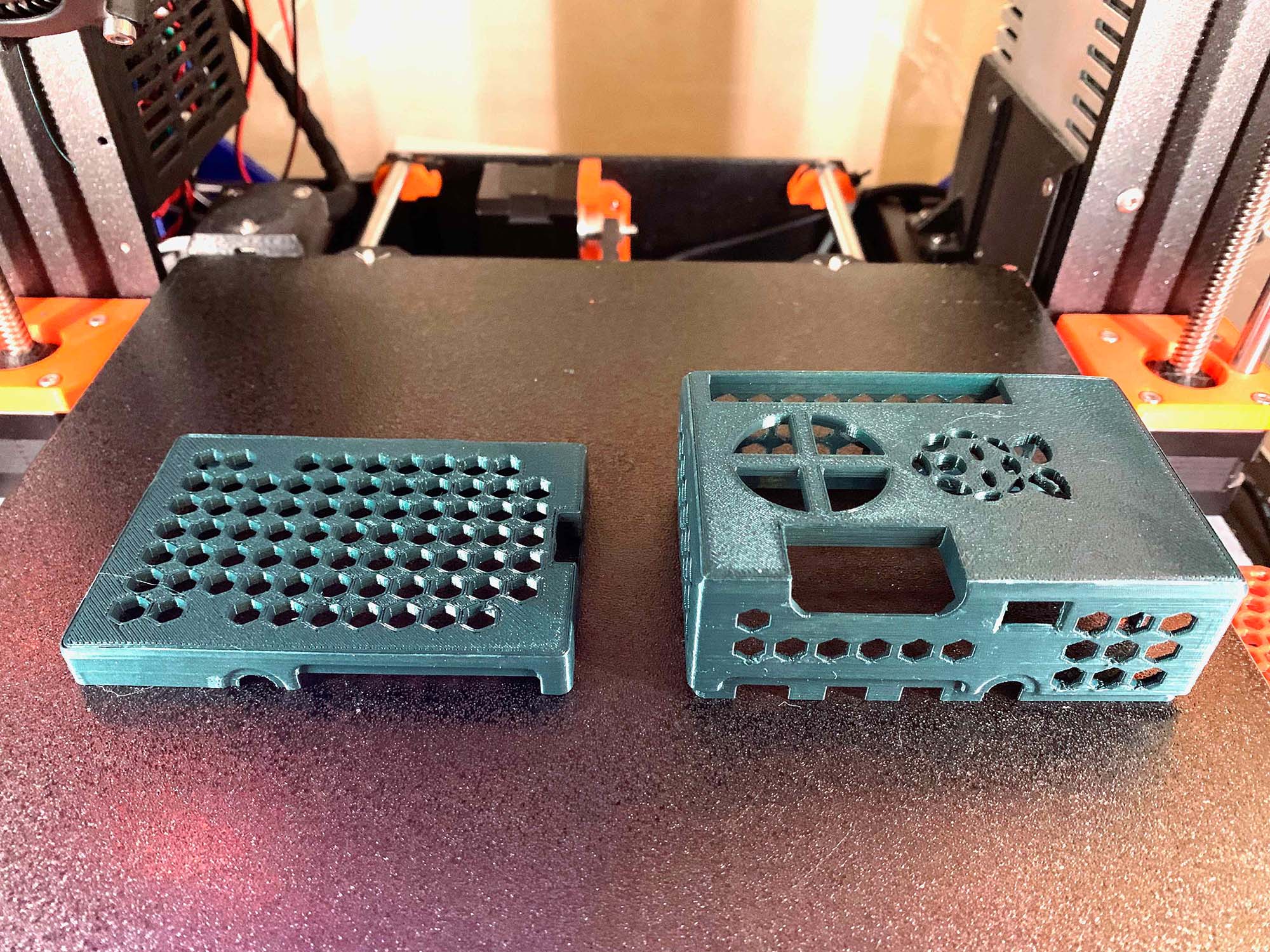 Case for a Raspberry Pi 4b + Waveshare POE HAT B or C by JFdL ...