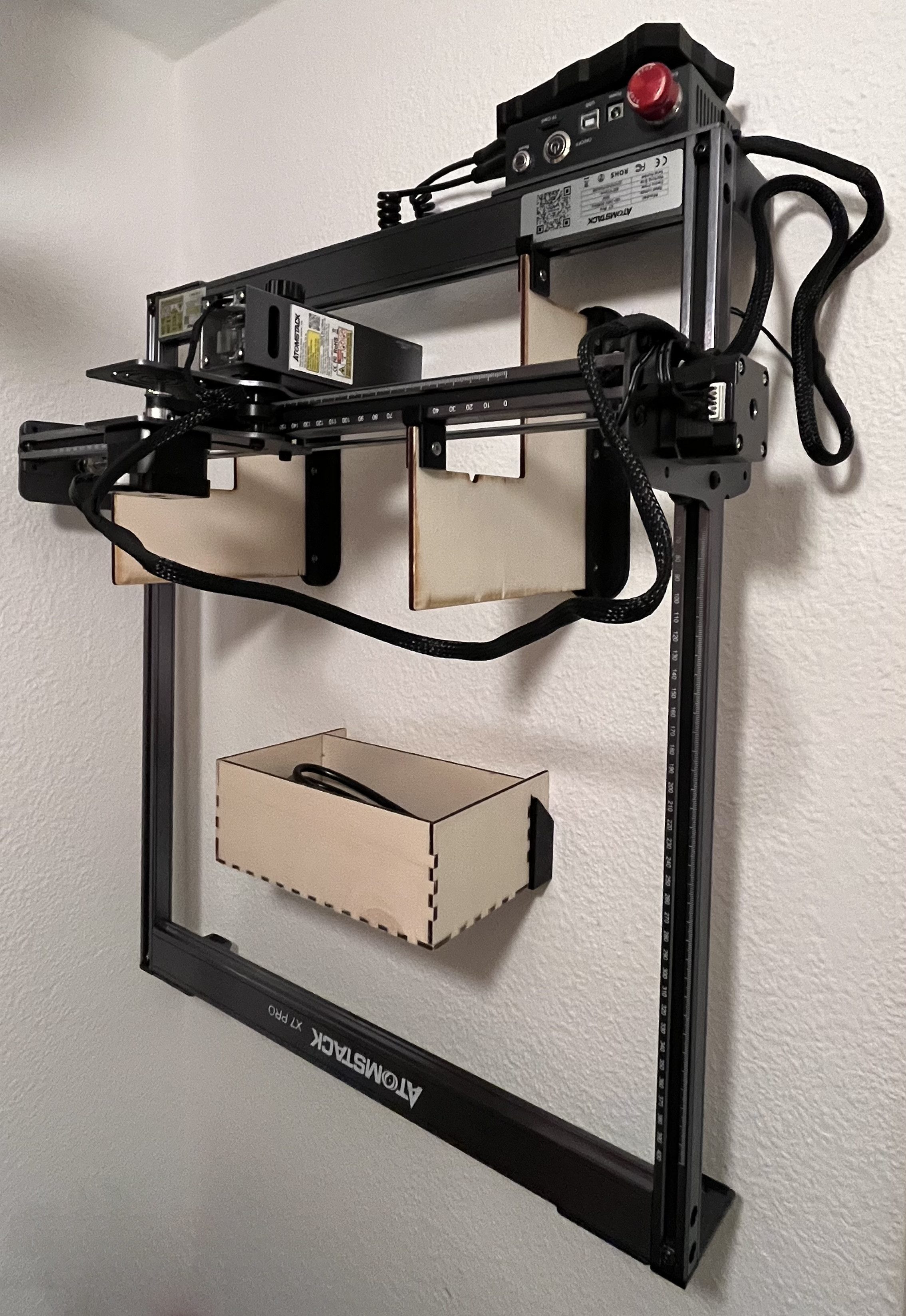 Atomstack wall mount von wenjuk | Kostenloses STL-Modell herunterladen ...