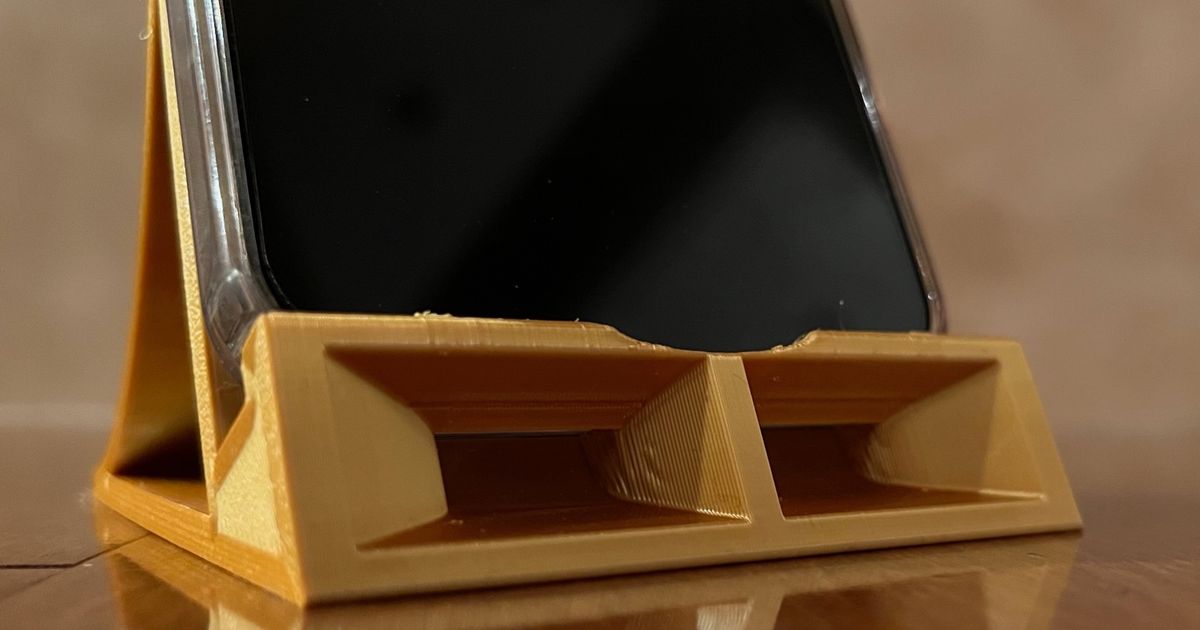 The Perfect Iphone Holder for Facetime by QuadView | Download free STL ...