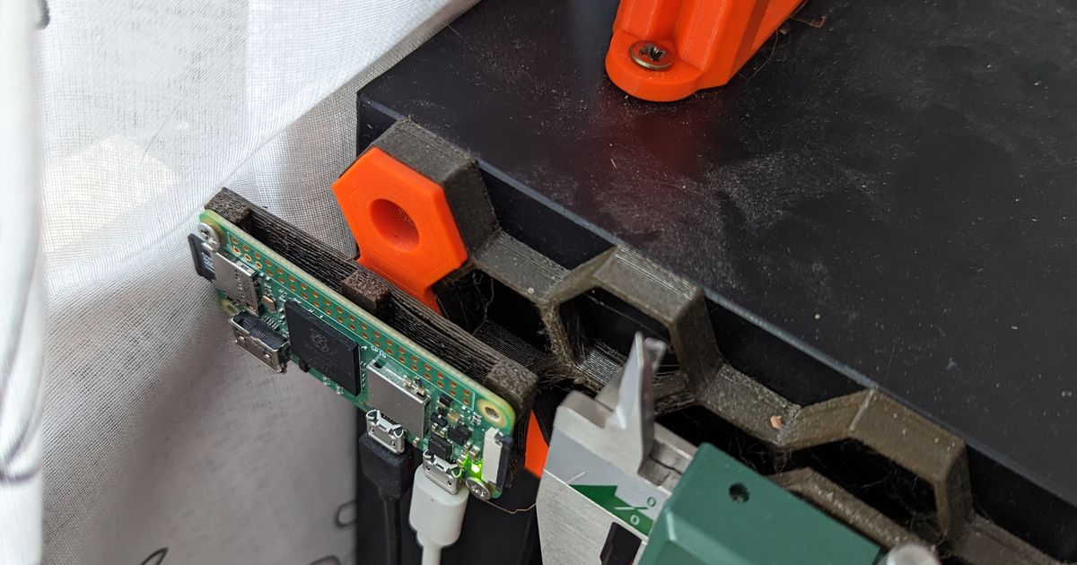 Raspberry Pi Zero mount for Honeycomb Wall by Icto | Download free STL ...