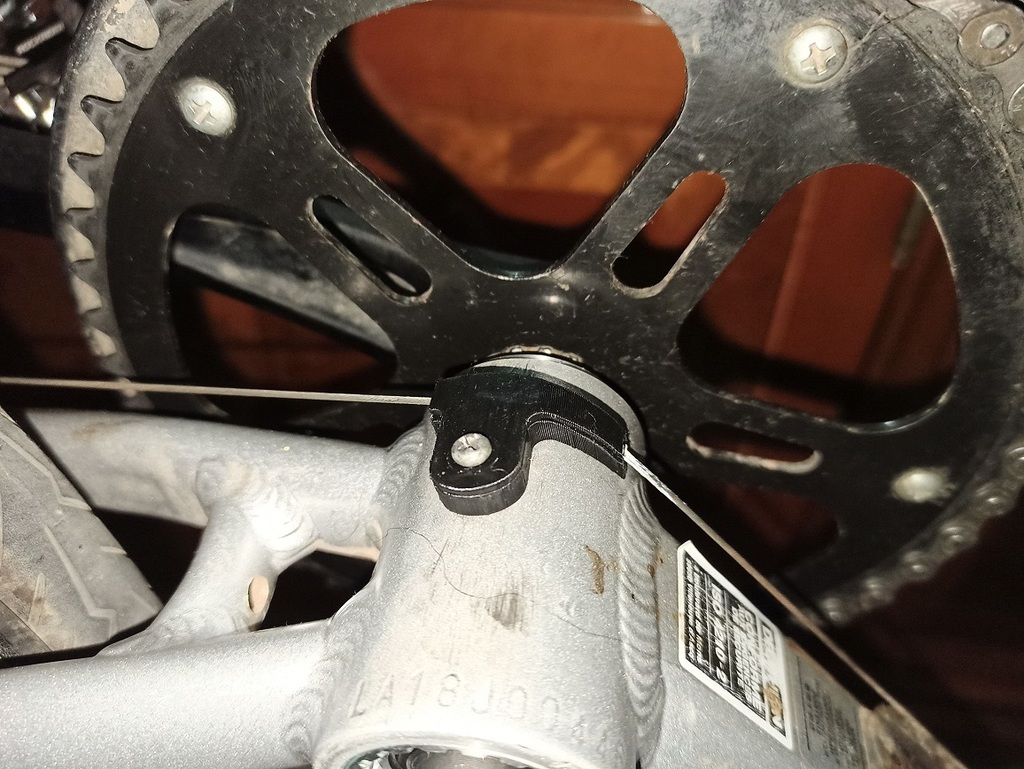 Bottom bracket cable guide by dantech | Download free STL model ...