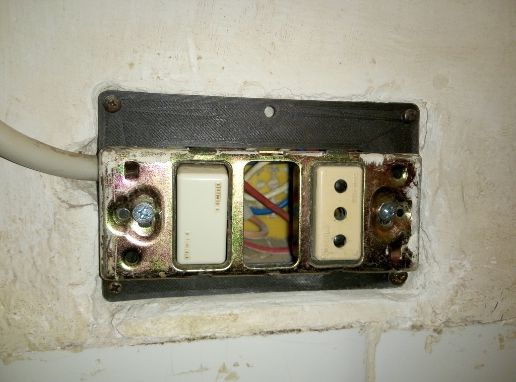 Replacement of wall switch/electrical socket support by dantech ...