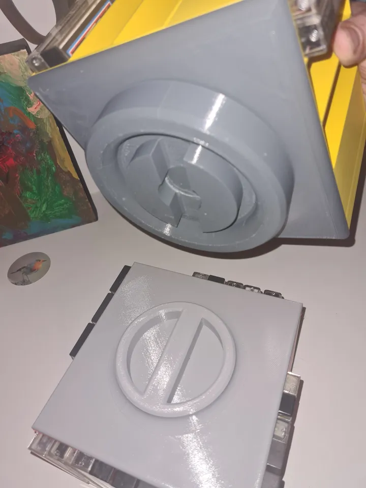 Cassette Carousel by Joris | Download free STL model | Printables.com