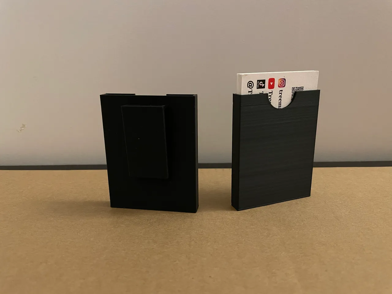 business card holder with clip by TreeMagic | Download free STL model ...