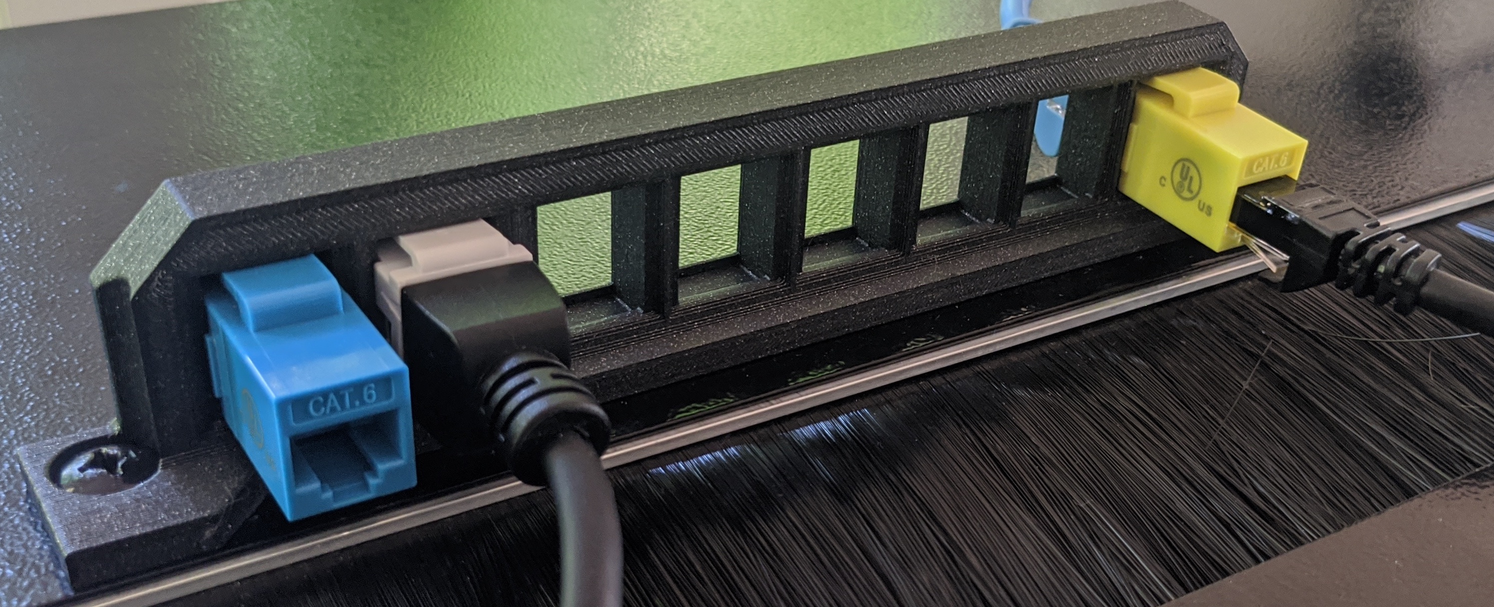 8/16 port Keystone patch panel por rainb0w_wheez3 | Descargar modelo ...