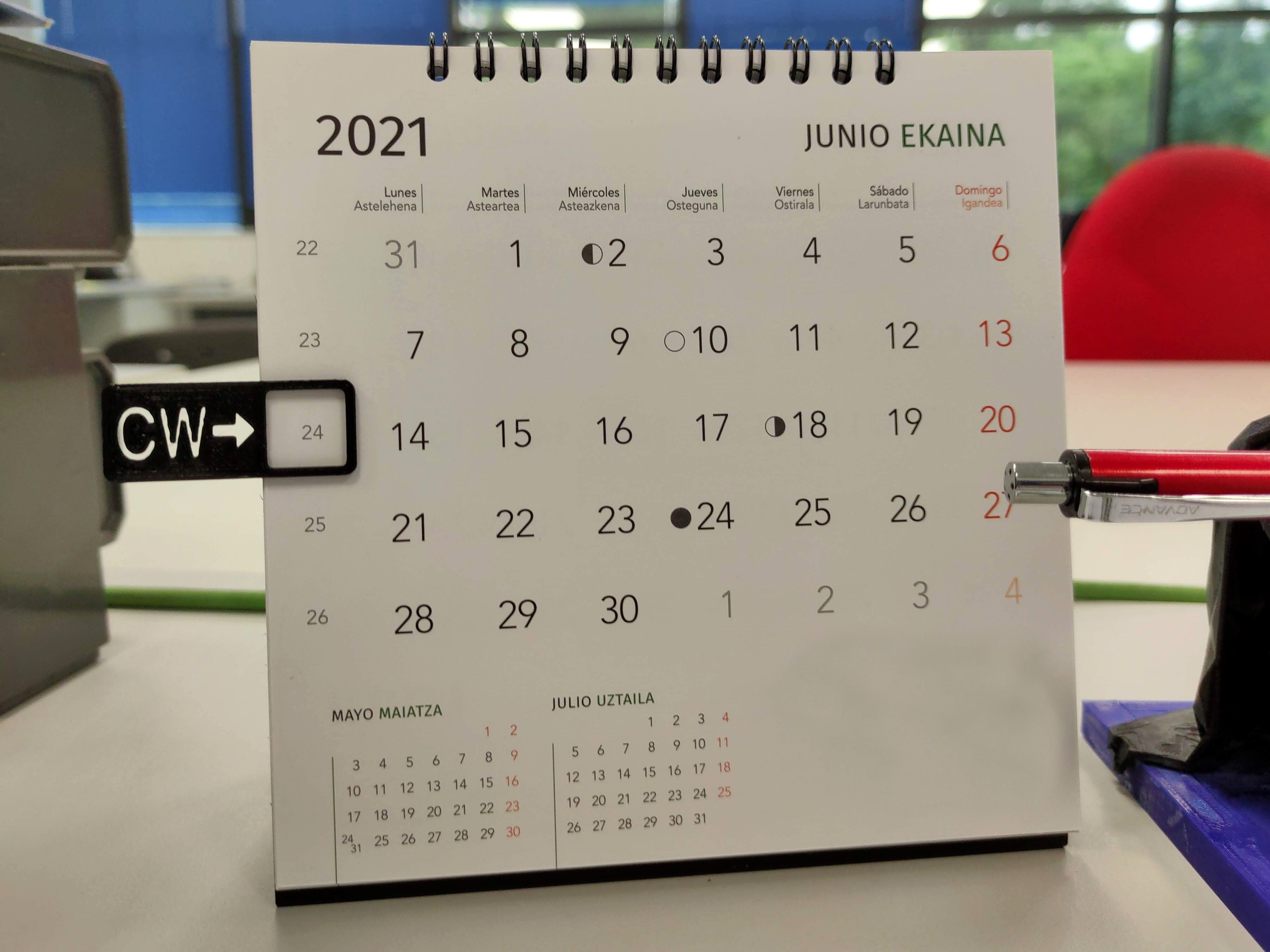 Calendar week indicator by edgar | Download free STL model | Printables.com
