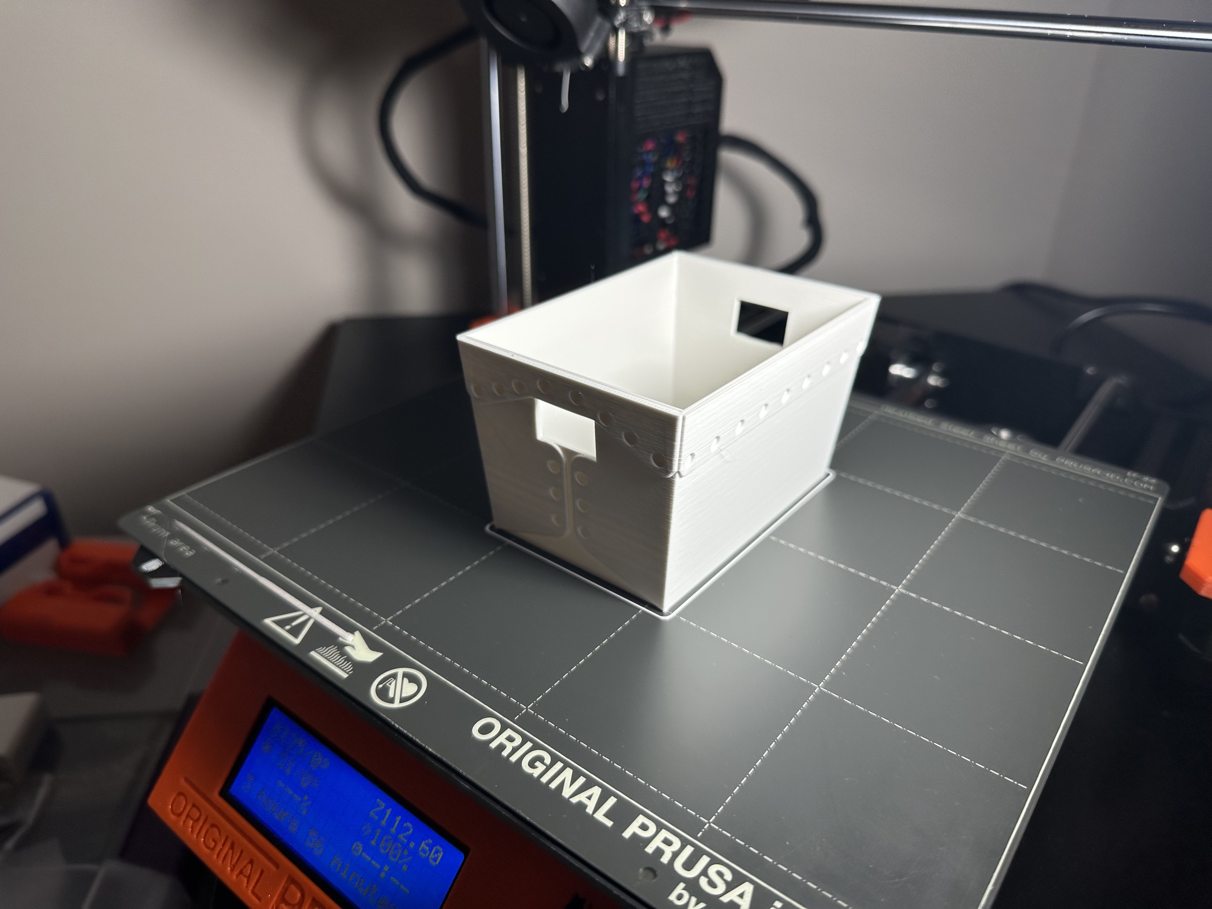 USPS Mail Bin von Parker | Kostenloses STL-Modell herunterladen ...