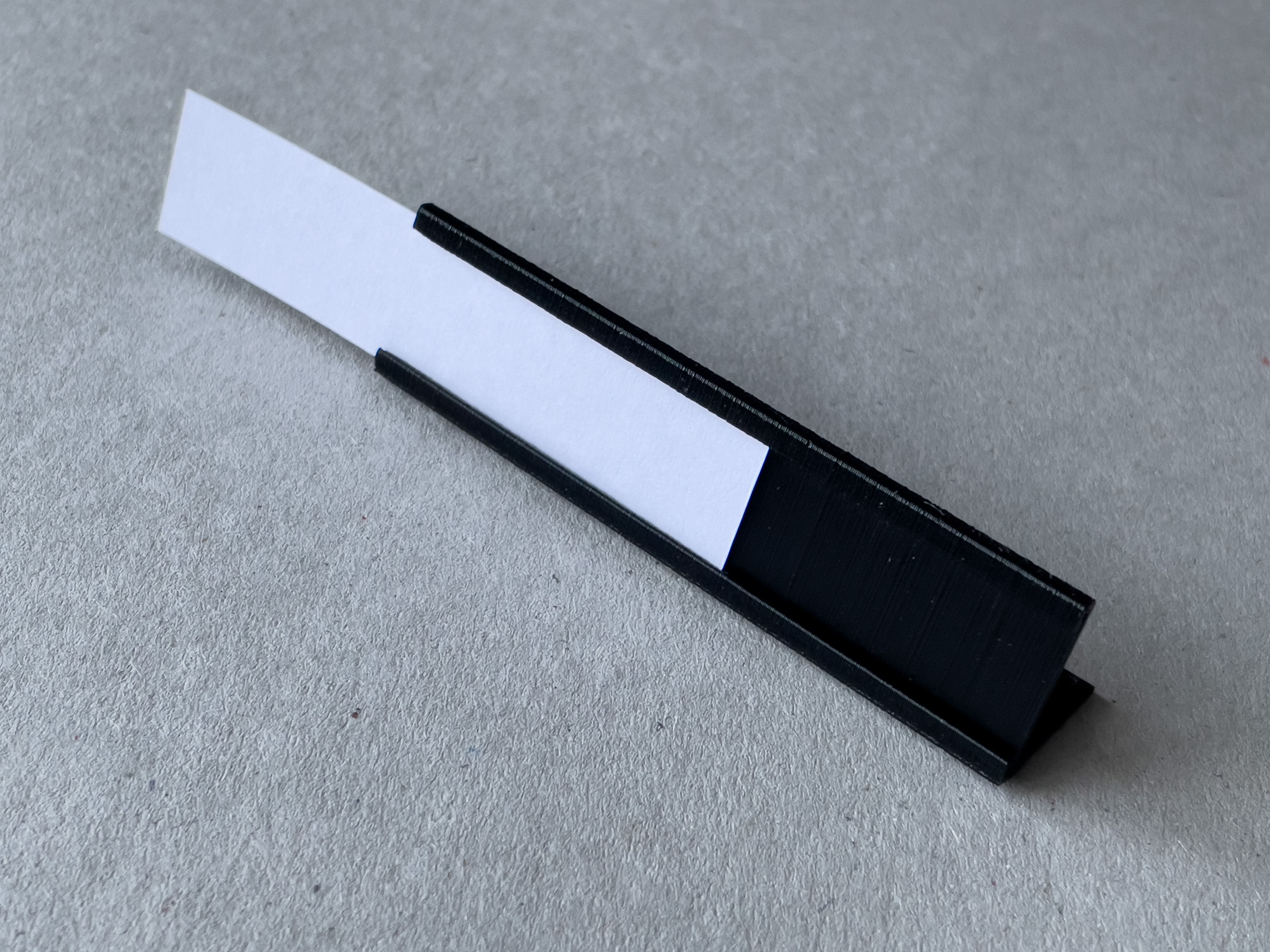 Label holder (for camera collection) by myview | Download free STL ...