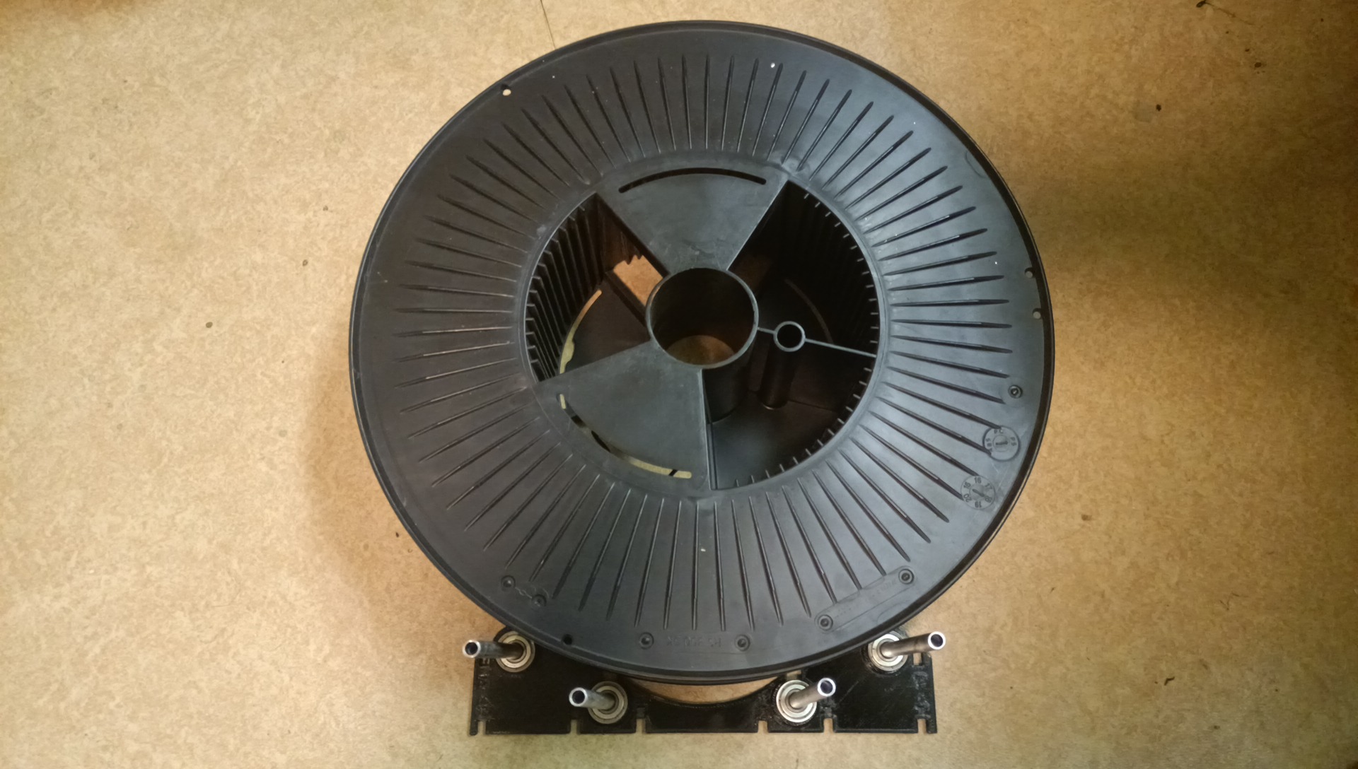 Versatile spool holder system [update] by wfvn | Download free STL ...
