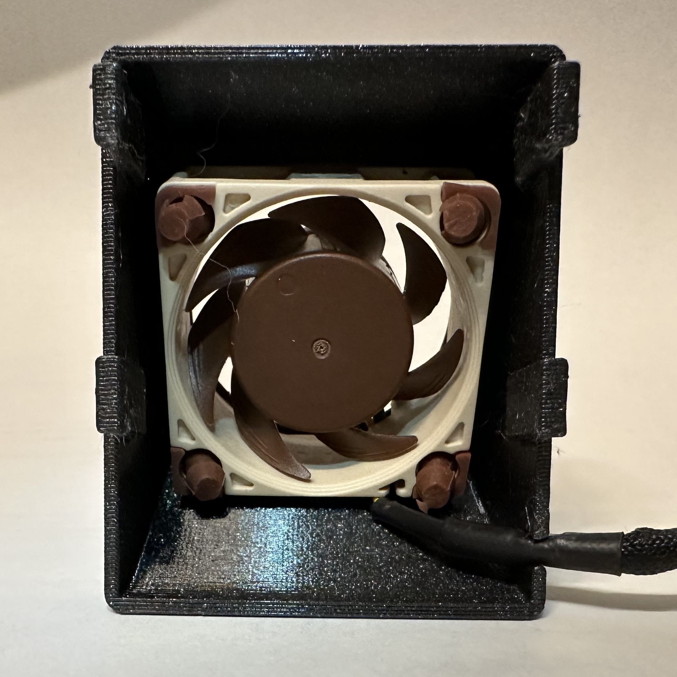 Fan Case for Tukkari Enclosure by Thomas | Download free STL model ...