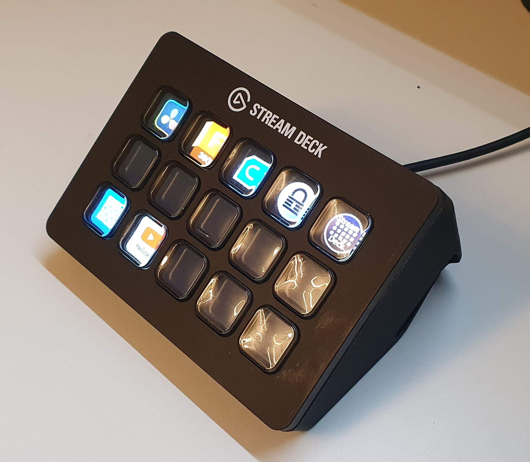 Elgato Stream Deck 15 key case with 35 degree incline by fermit ...