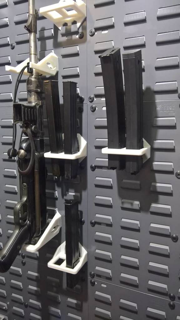 Open Armory mp40 mag holder by death4u | Download free STL model ...