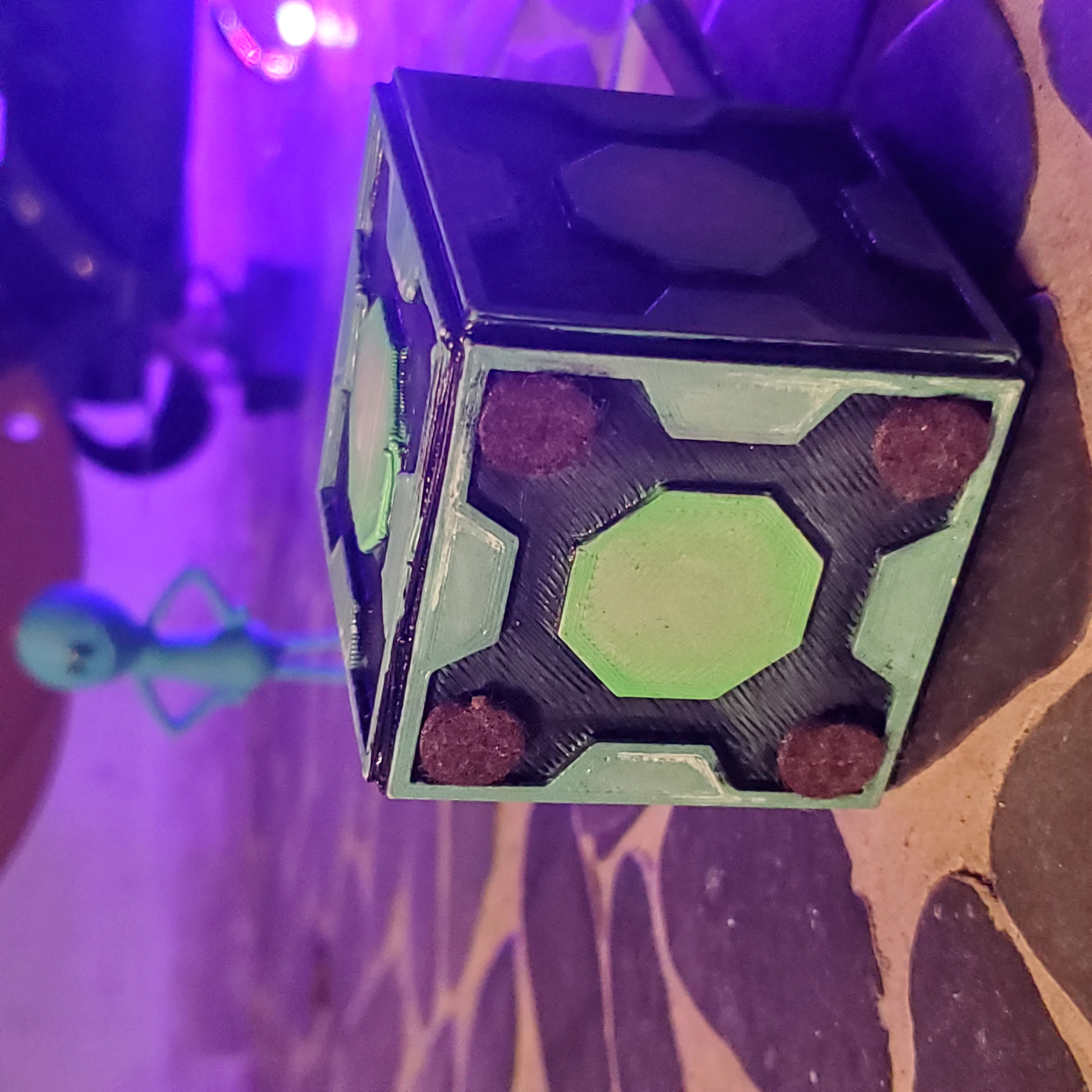 Mr. Meeseeks SD + MicroSD Box by Bryan Beyond | Download free STL model ...