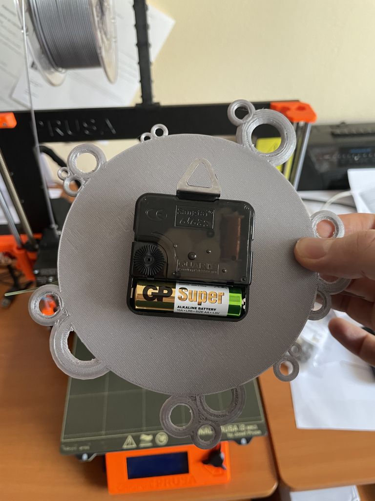 Funkční model nástěnných hodin by Tomáš Koklar | Education | Printables.com