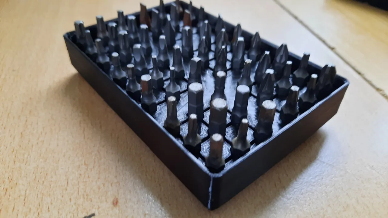 Gridfinity 4mm bit holder with fusion 360 file by Franz Kranz ...