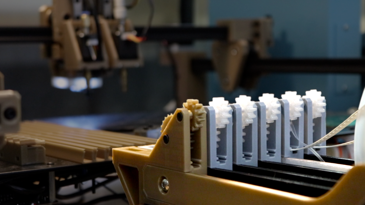 Passive 8mm Feeder for LumenPnP v2 by Stephen Hawes | Download free STL ...