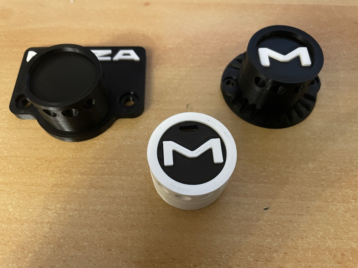 MOZA R9 Wheel dust cover and wheel wall quick release stand par ...