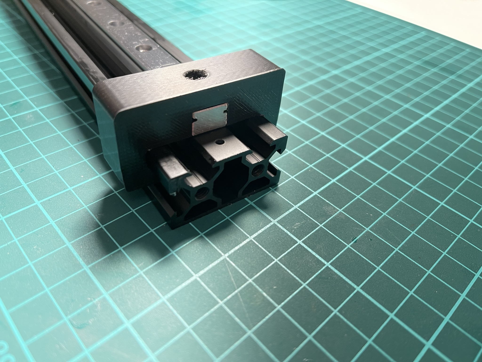 mgn12 rail to 2040 profile center protractor by Kirill_Maker | Download ...