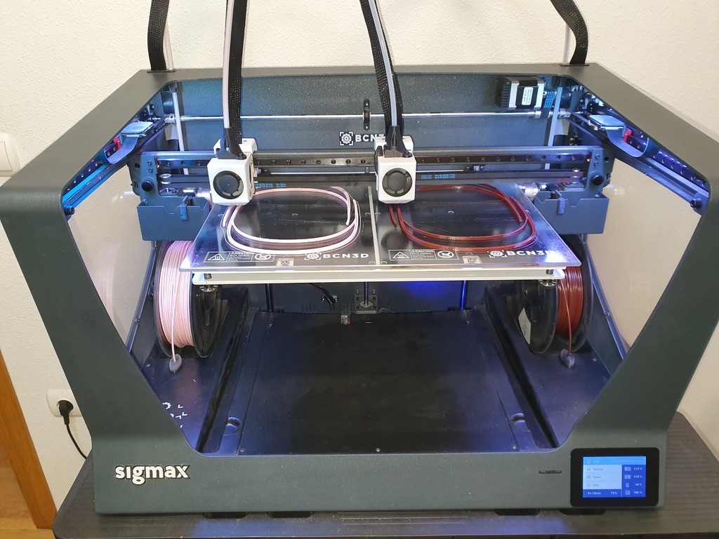 BCN3D logo for replace broken vinyl logo of BCN3D Sigma/SigmaX 3D printers. Simple and dual ...