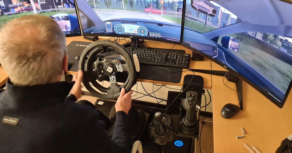 Steering Wheel and shifter holder add on for Skillster simulators ...