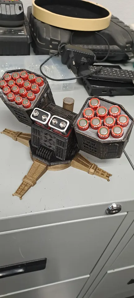 AA, AAA and 9V batteries pilot chamber by Xavi Xavi | Download free STL ...