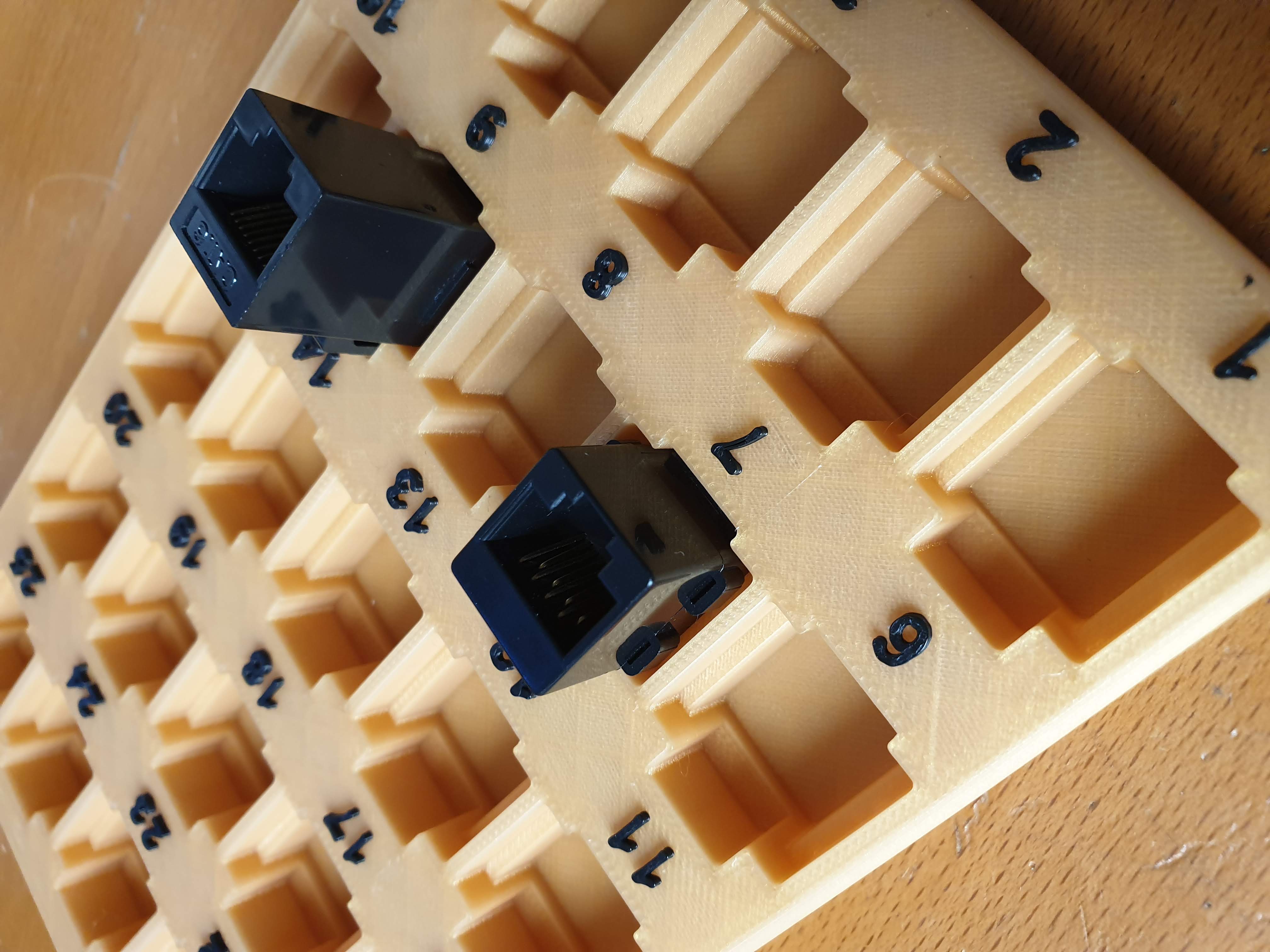 Network coupler tray by DeeJay_NL | Download free STL model ...