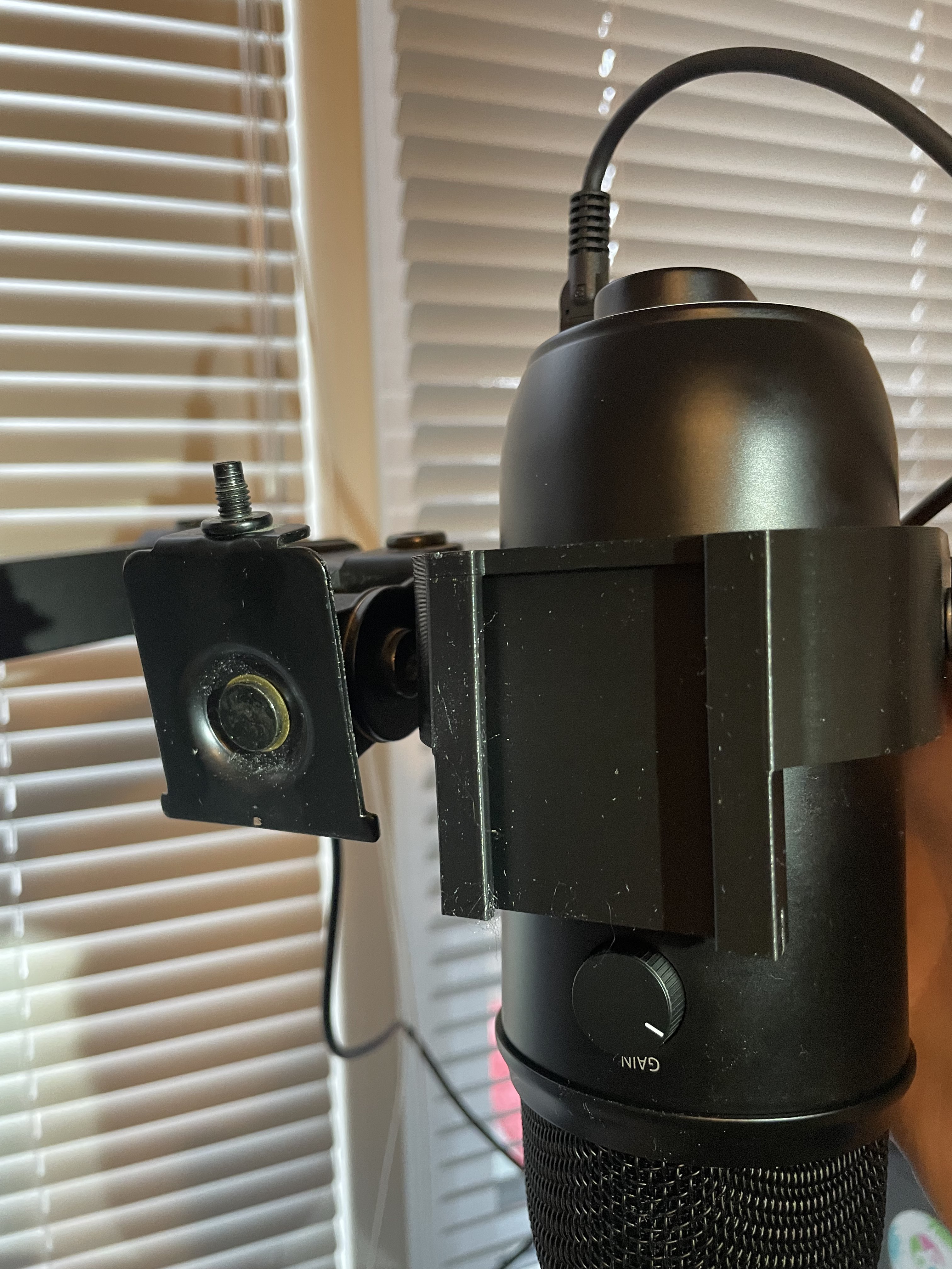 Blue Yeti Microphone mount for Monitor arm by IceFlinger | Download ...