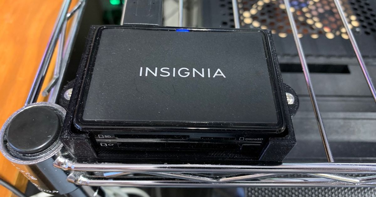 Insignia NS-DCR30D3K USB 3.0 Advanced Memory Card Reader Holder by ...